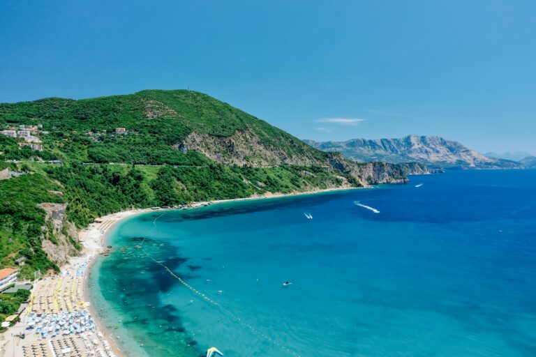 Island Hopping In The Caribbean: Plan The Perfect Multi-Island Getaway ...